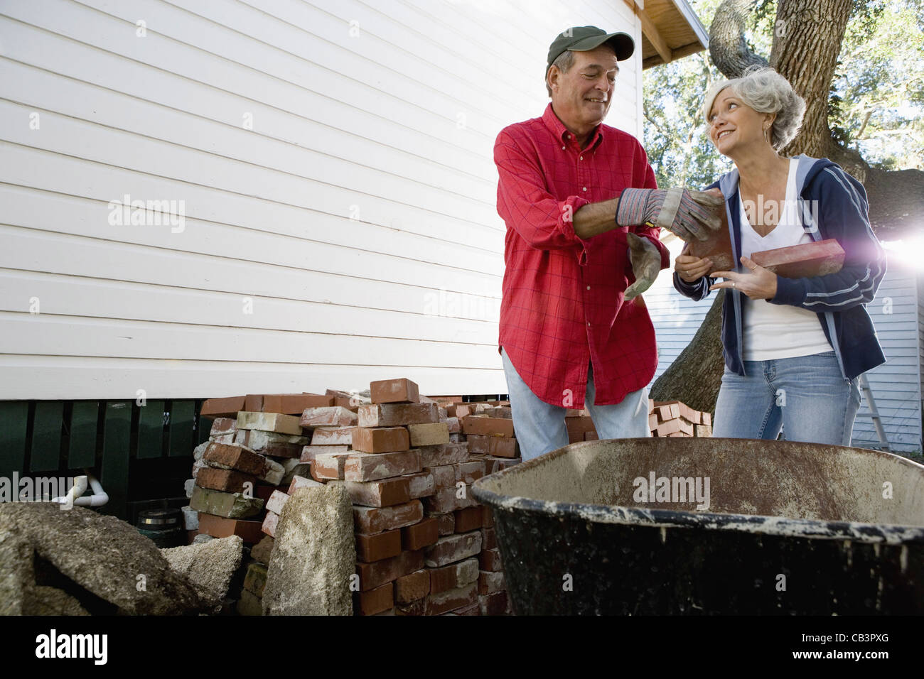 Loading bricks hi-res stock photography and images - Alamy