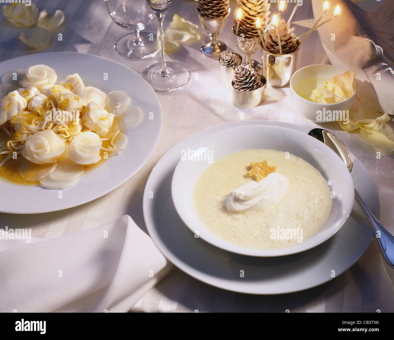 Tableau: Monkfish salad / creamed champagne soup Stock Photo - Alamy