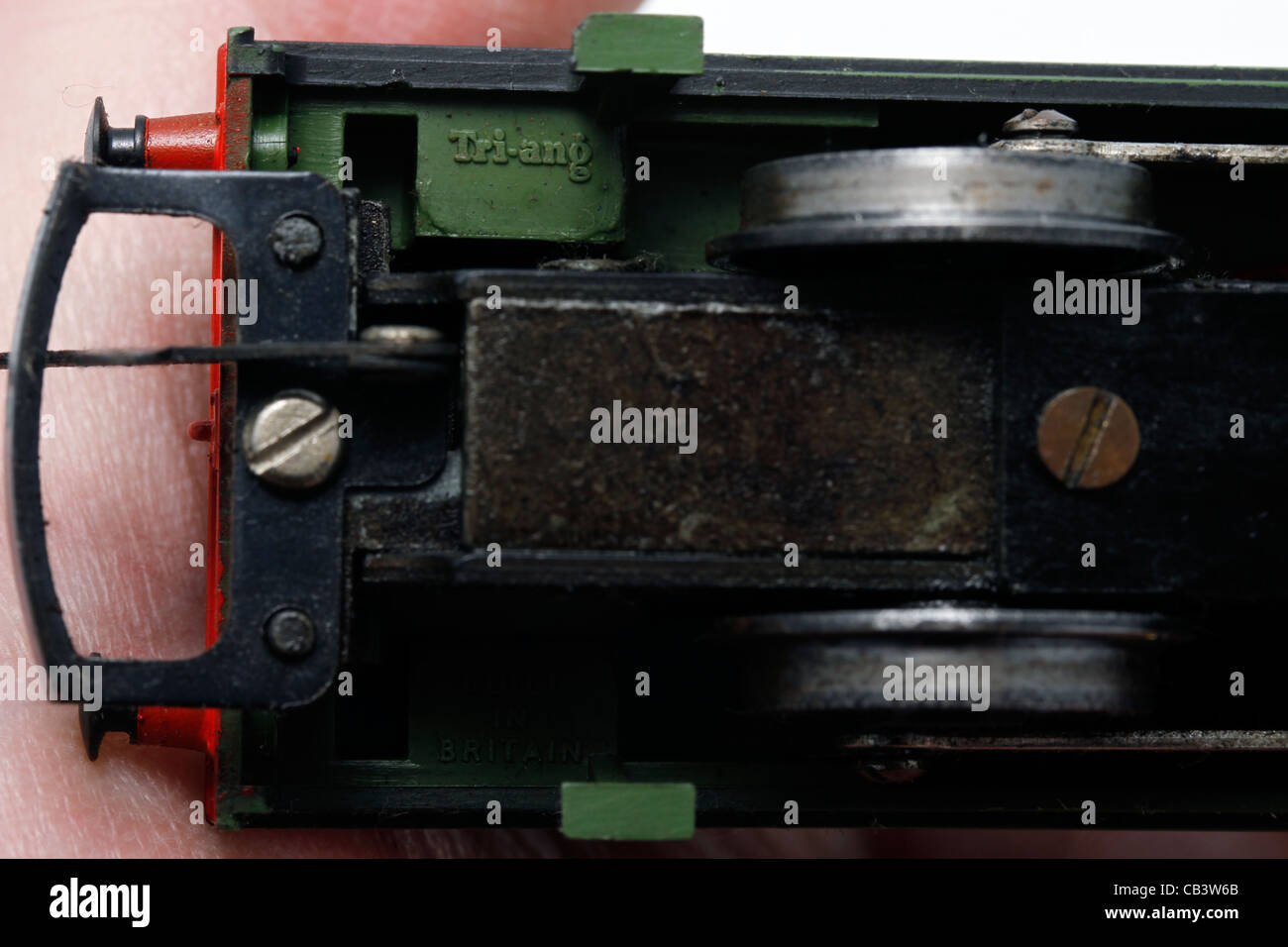 Triang Hornby R355G, Industrial 0-4-0 Tank Locomotive, No. 27 in lined ...