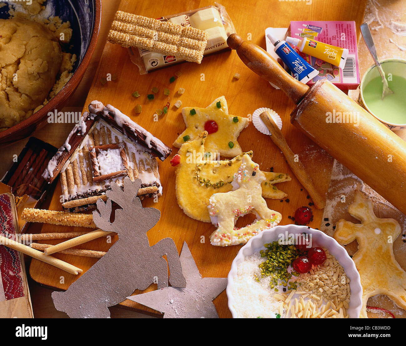 Still: Christmas baking Stock Photo - Alamy