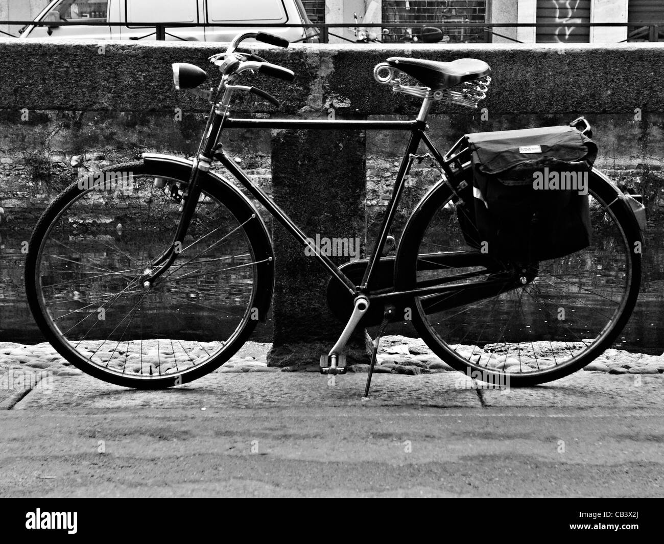 Old white bicycle Black and White Stock Photos & Images - Alamy