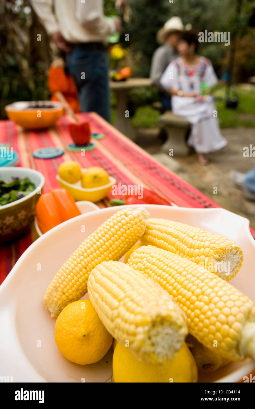 Close-up of bowl of corn and on a picnc table Stock Photo - Alamy