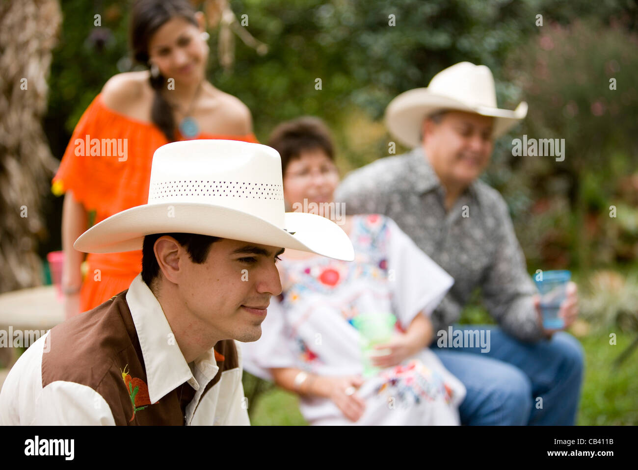 Mature mexican woman sitting outside hi-res stock photography and ...