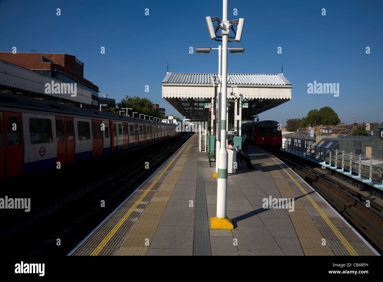 putney bridge tube station putney london england Stock Photo - Alamy