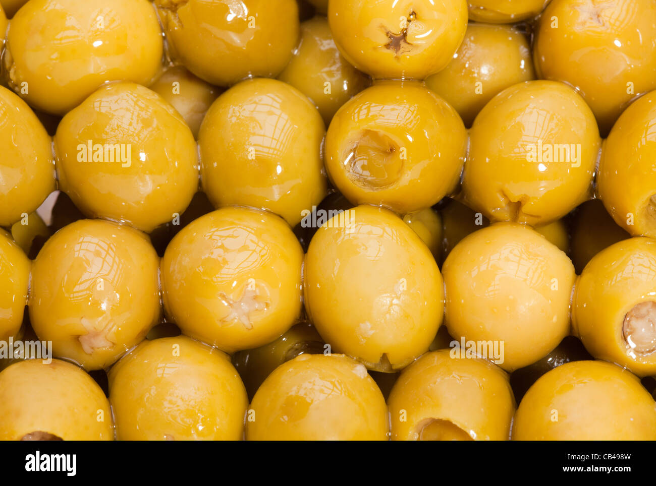 Olive pattern - close-up of pile of olves Stock Photo - Alamy