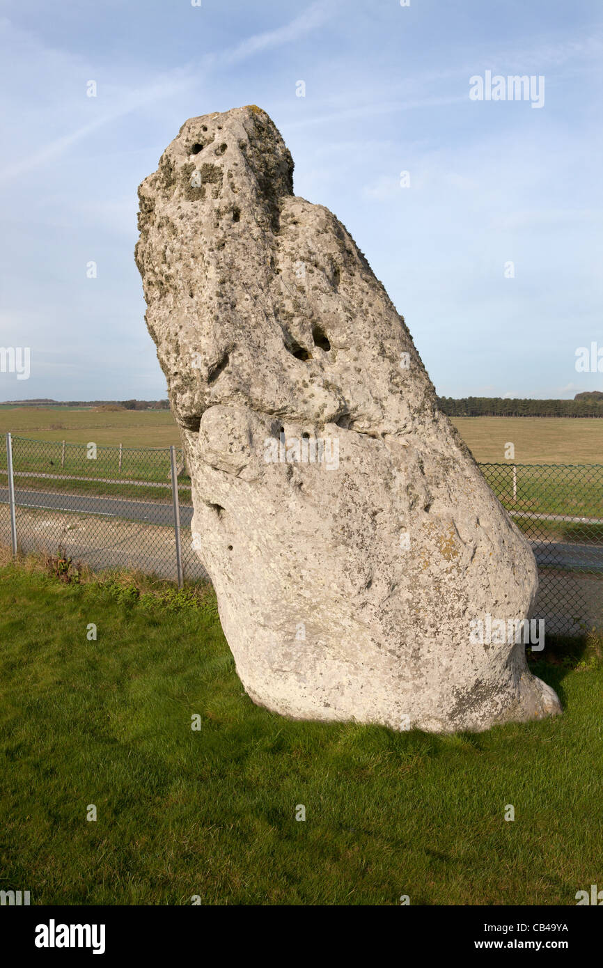 Heal Stone at Stonehenge, Wiltshire UK Stock Photo - Alamy