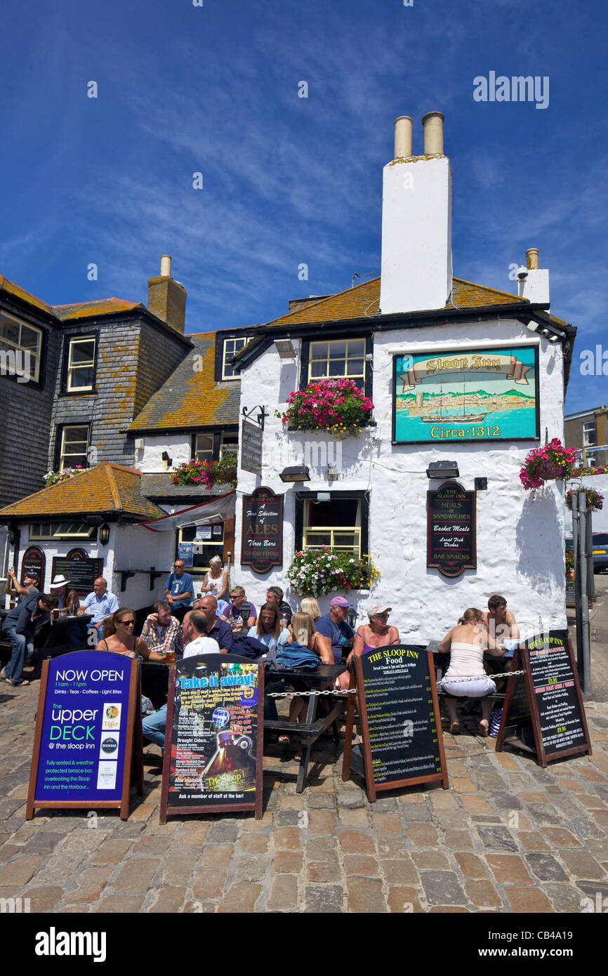 St ives sloop hi-res stock photography and images - Alamy