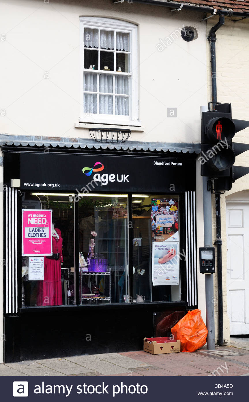 Age Uk Charity Shop Stock Photos & Age Uk Charity Shop Stock Images - Alamy