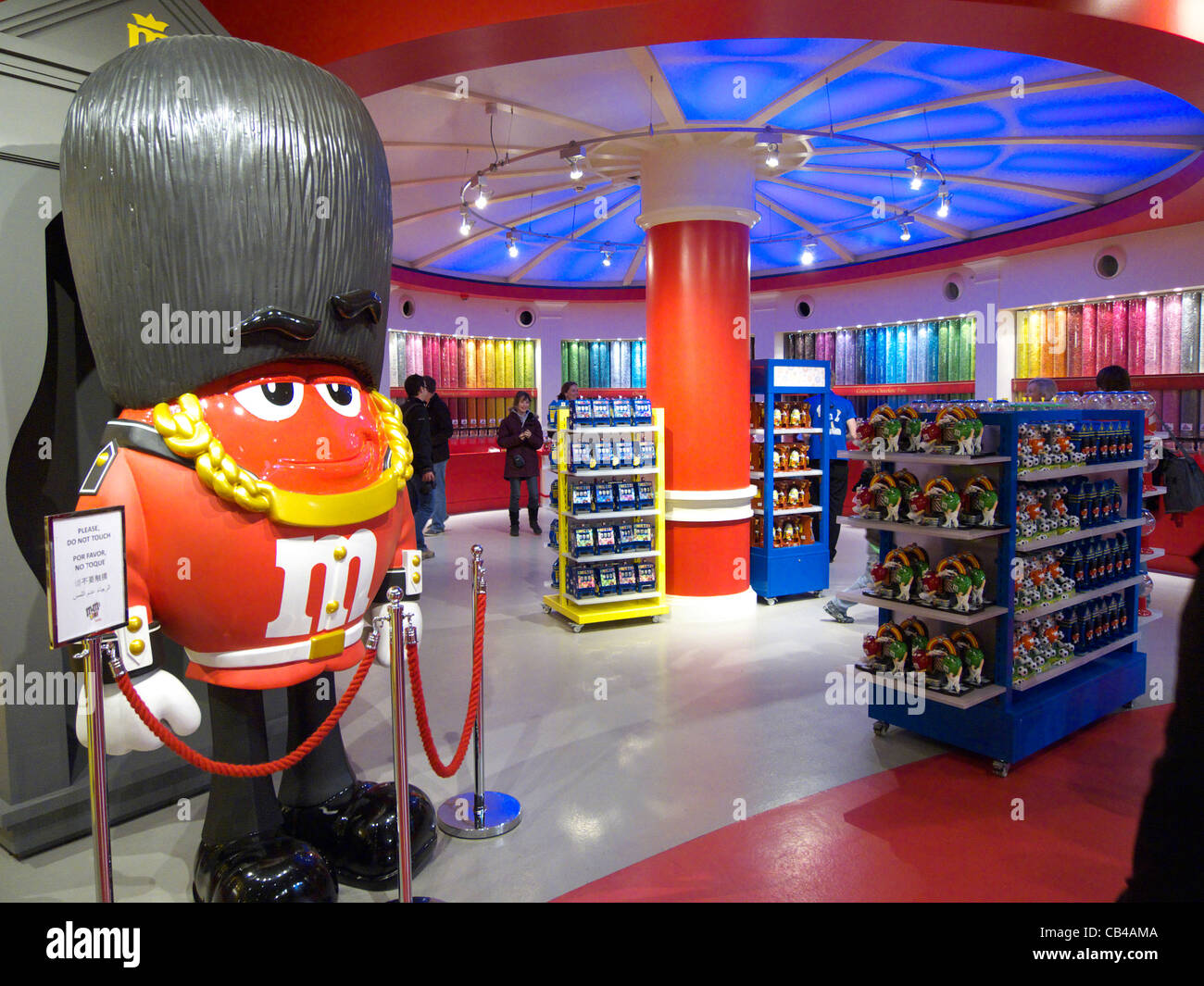 united kingdom london piccadilly circus m & m's world Stock Photo - Alamy
