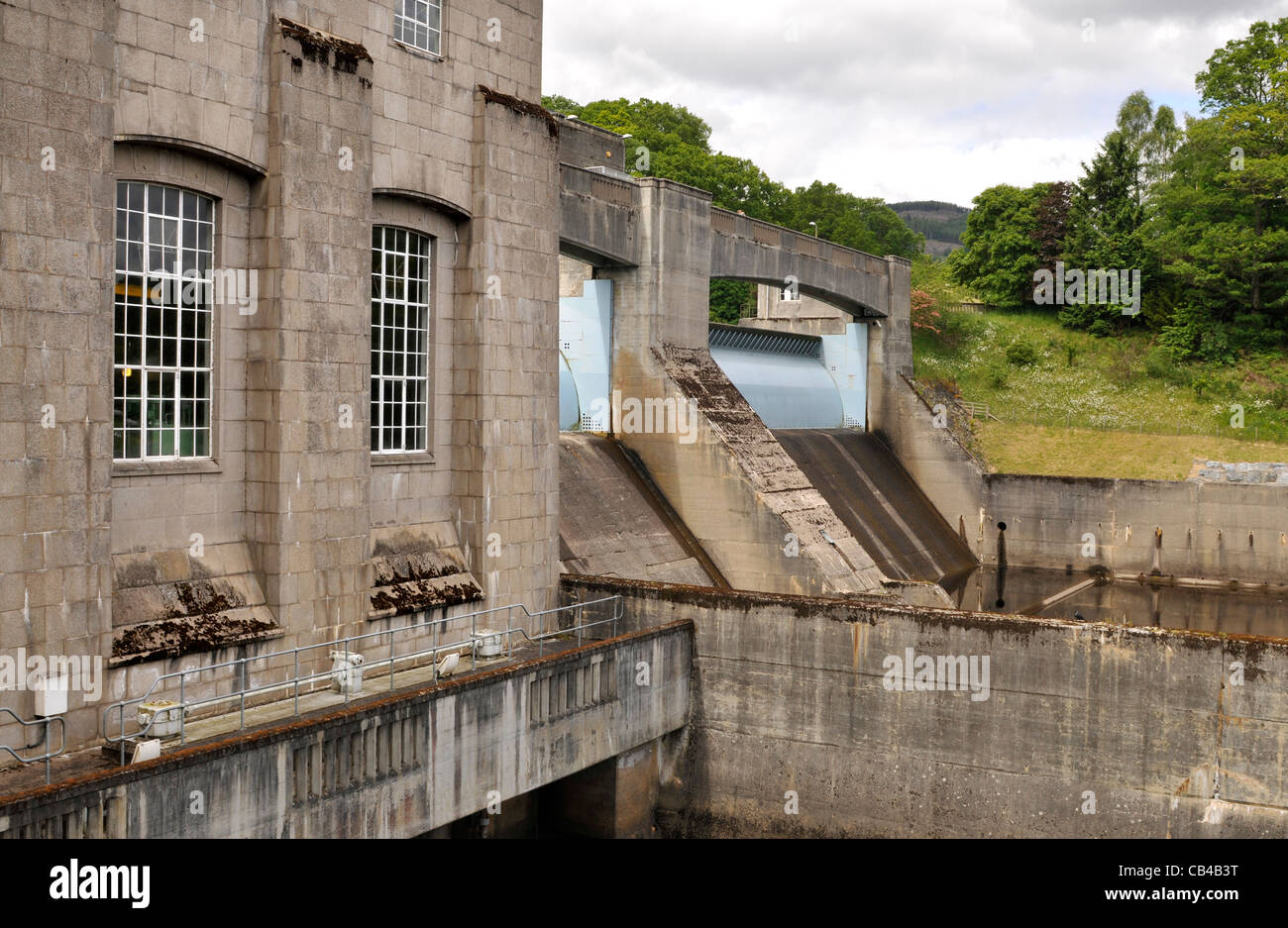 Pitlochry Dam and Hydro Electric Power Station on The River Tummel ...