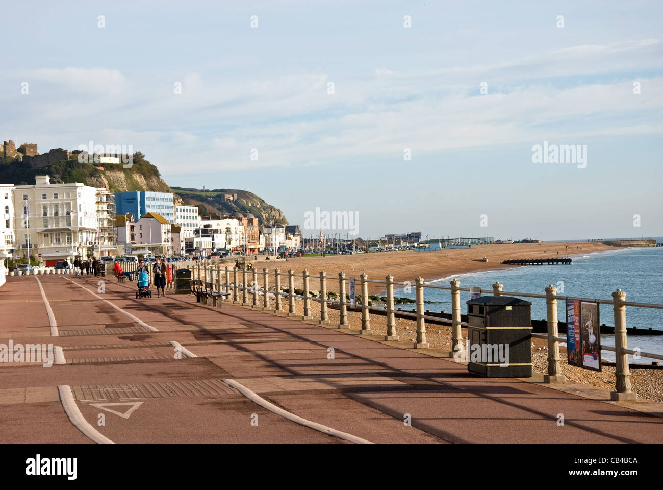 Hastings sea front Stock Photo - Alamy