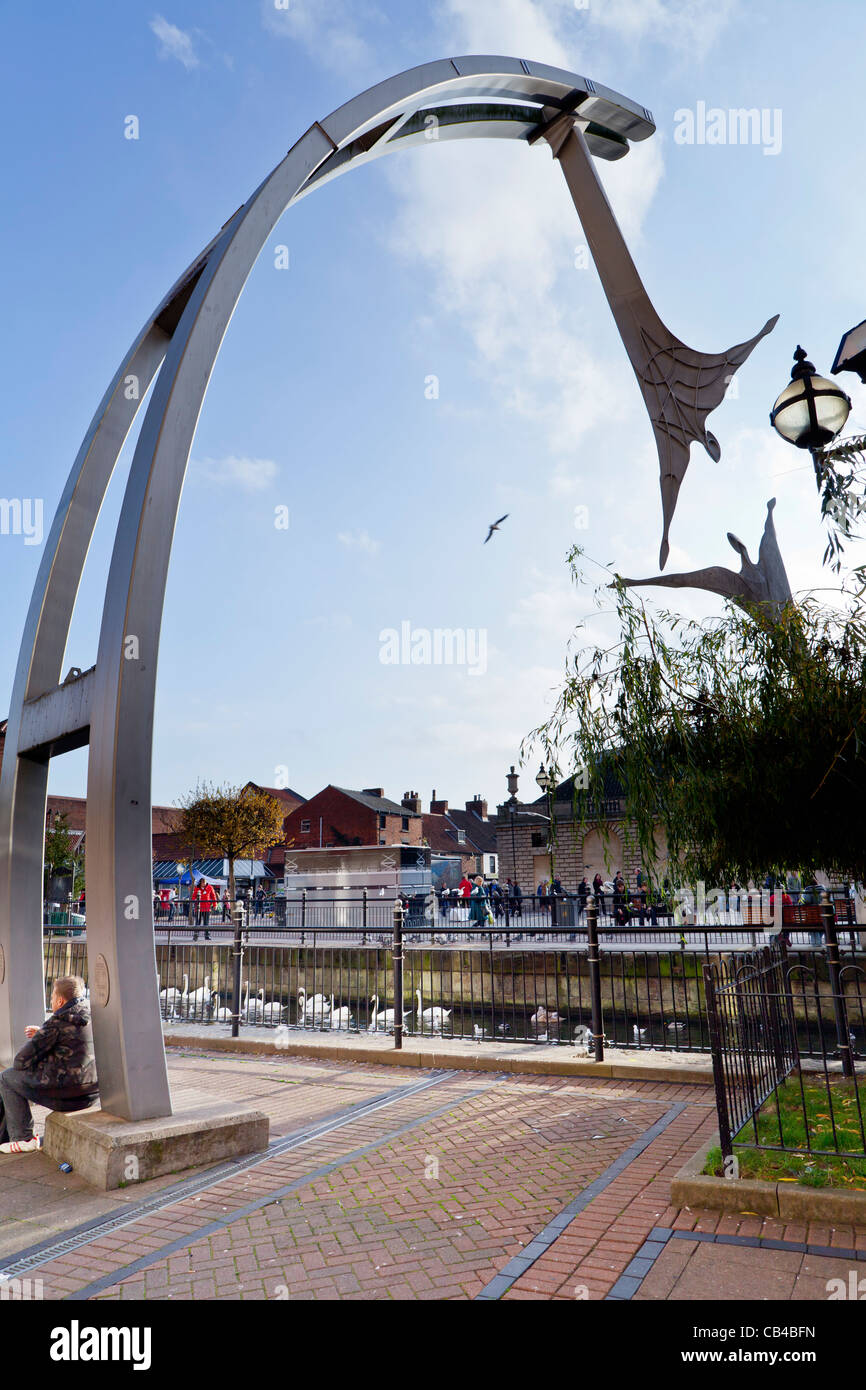 The empowerment 2002 sculpture hi-res stock photography and images - Alamy