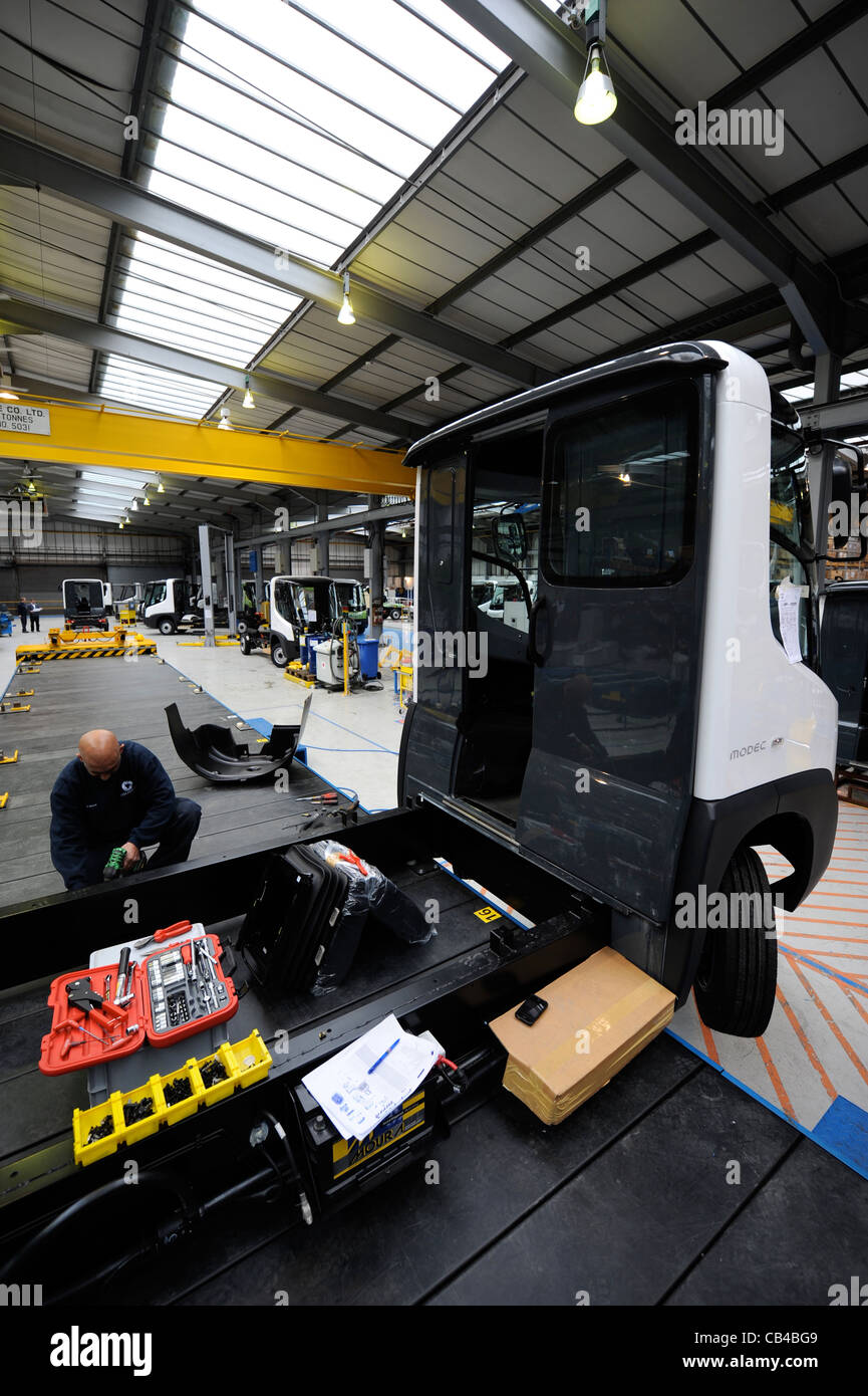 Commercial vehicles hi-res stock photography and images - Alamy