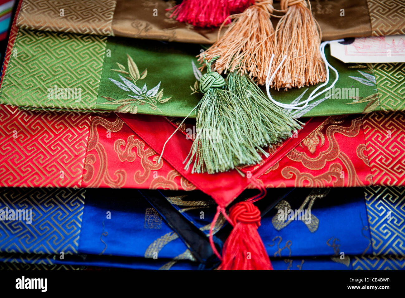 Red textiles hi-res stock photography and images - Alamy
