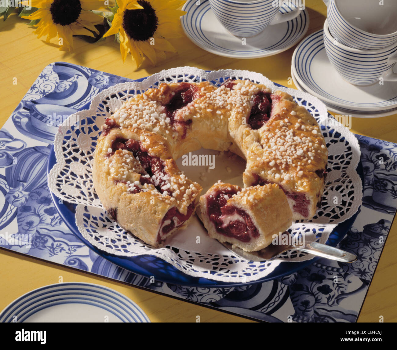 Curd strudel hi-res stock photography and images - Alamy