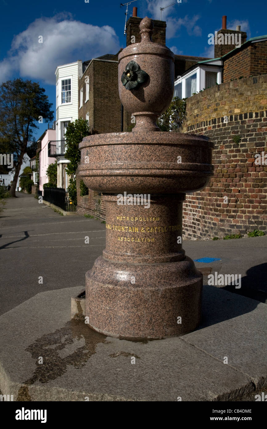 strand on the green chiswick london england Stock Photo - Alamy