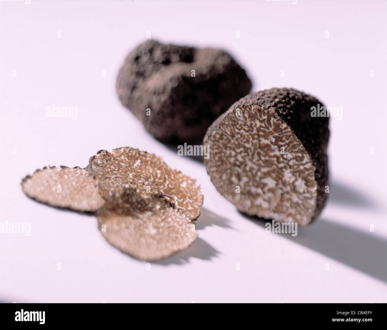 Cut out: black truffle, rasped Stock Photo - Alamy
