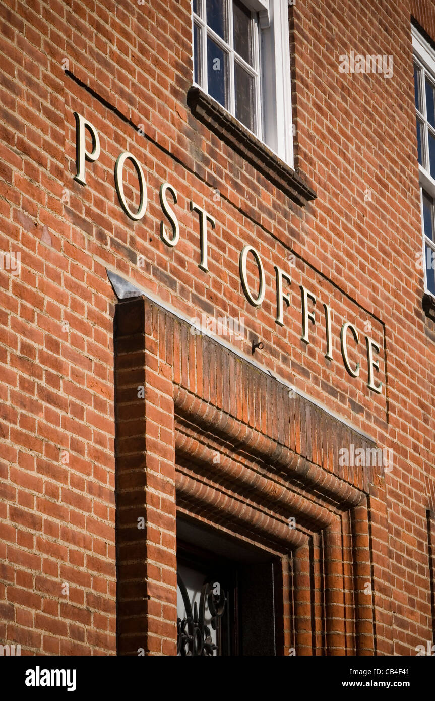 post office uk postal service mail carrier institution Stock Photo - Alamy