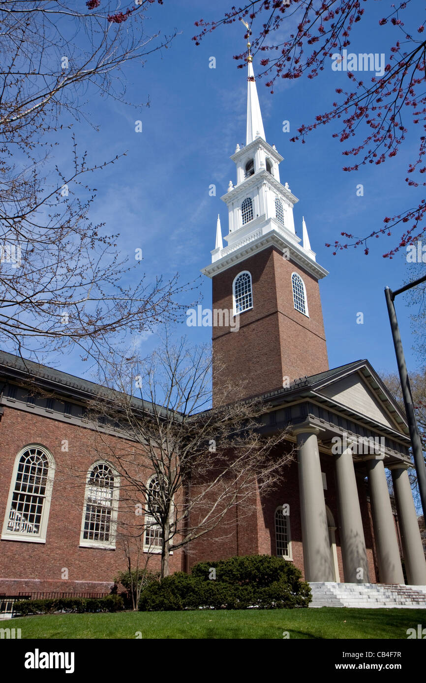 Boston cambridge harvard book hi-res stock photography and images - Alamy