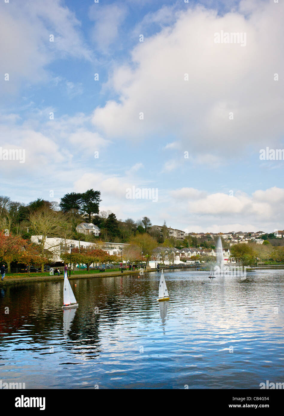Model boats hi-res stock photography and images - Alamy