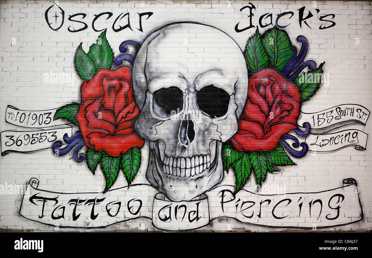 Art, Graffiti, former parcel delivery warehouse converted into roller ...