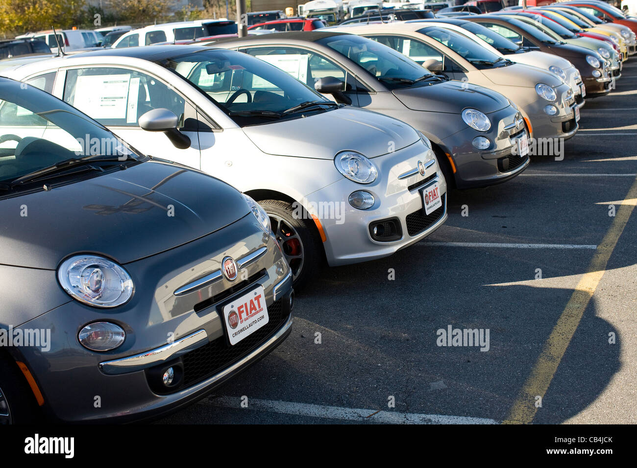 A Fiat car dealership Stock Photo - Alamy