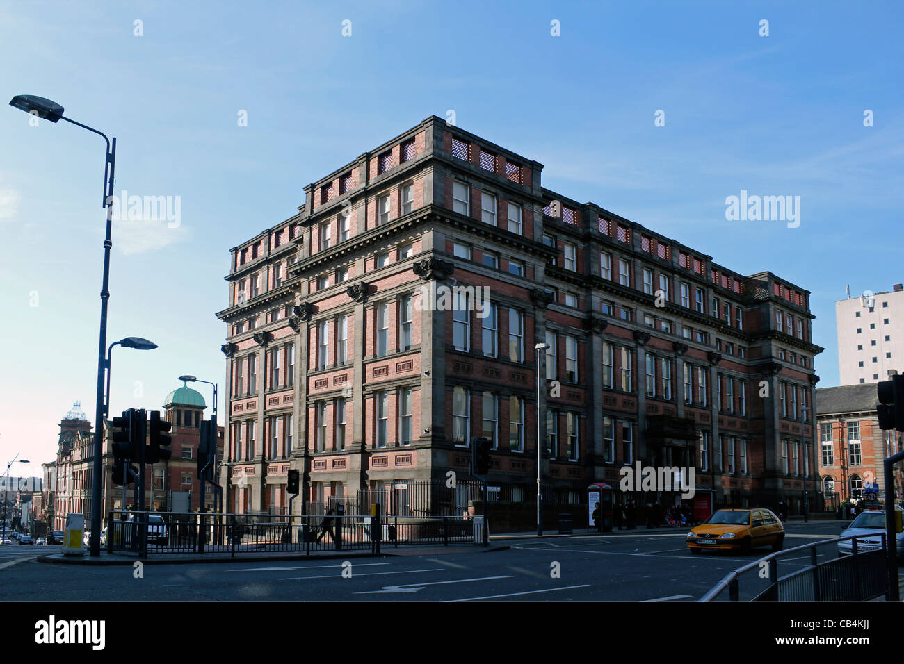 Leeds bus stop hi-res stock photography and images - Alamy