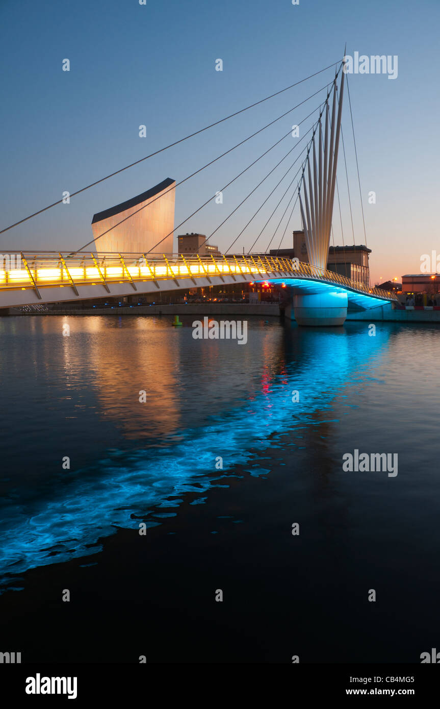 Imperial War Museum North and the MediaCityUK swing footbridge ...