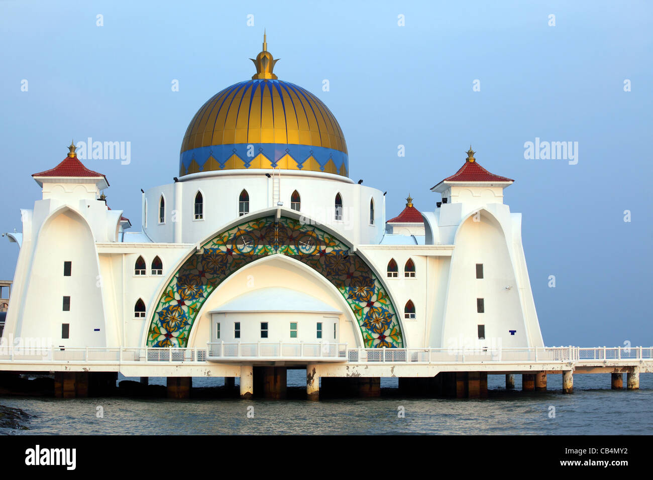 The Malacca Straits Mosque (Masjid Selat Melaka) completed in 2006 ...