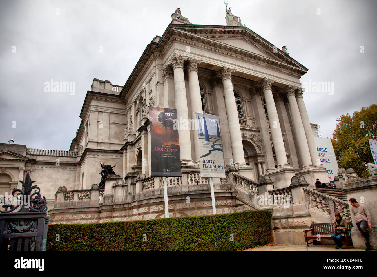Tate britain entrance hi-res stock photography and images - Alamy