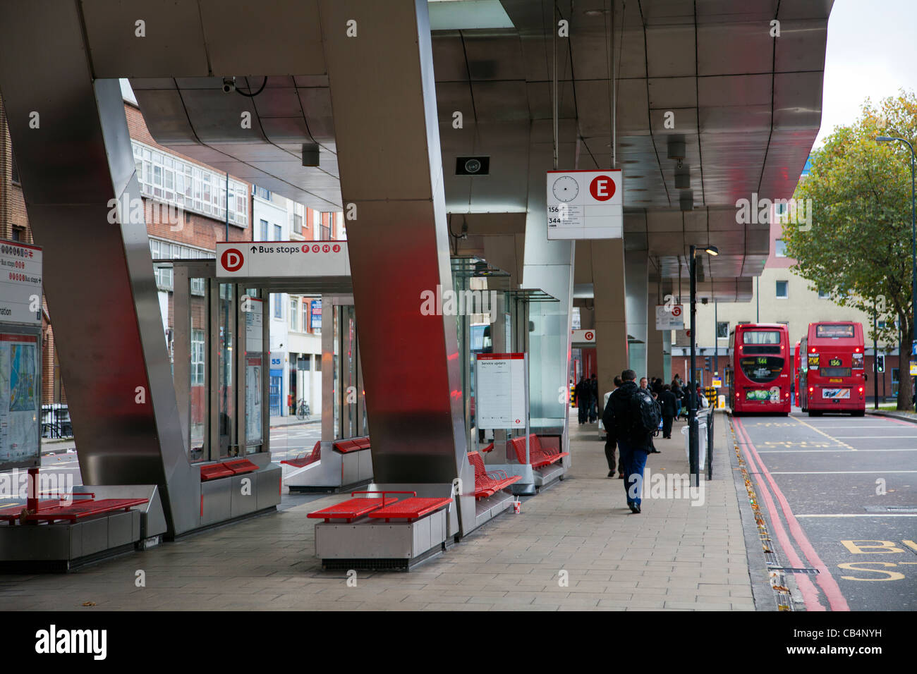 Vauxhall bus station hi-res stock photography and images - Alamy