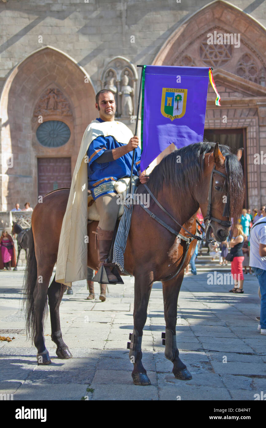Medieval horse rider hi-res stock photography and images - Alamy