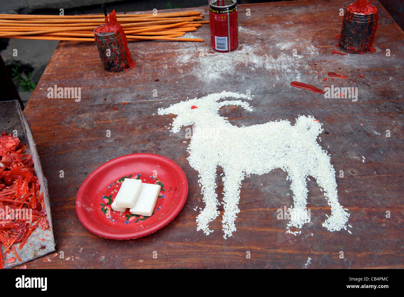 Zodiac sheep hi-res stock photography and images - Alamy