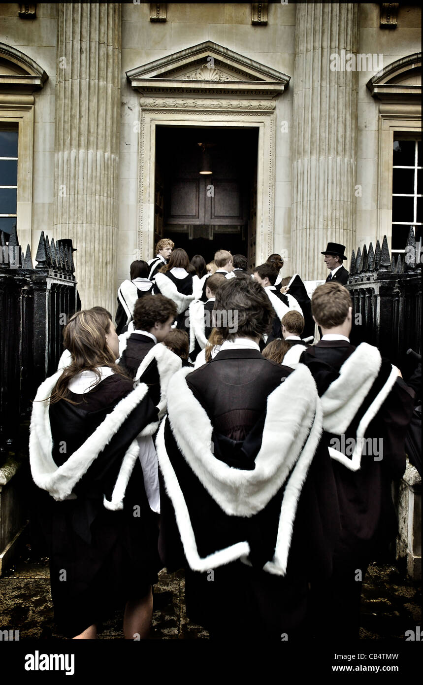 Graduates dressed in academic hi-res stock photography and images - Alamy