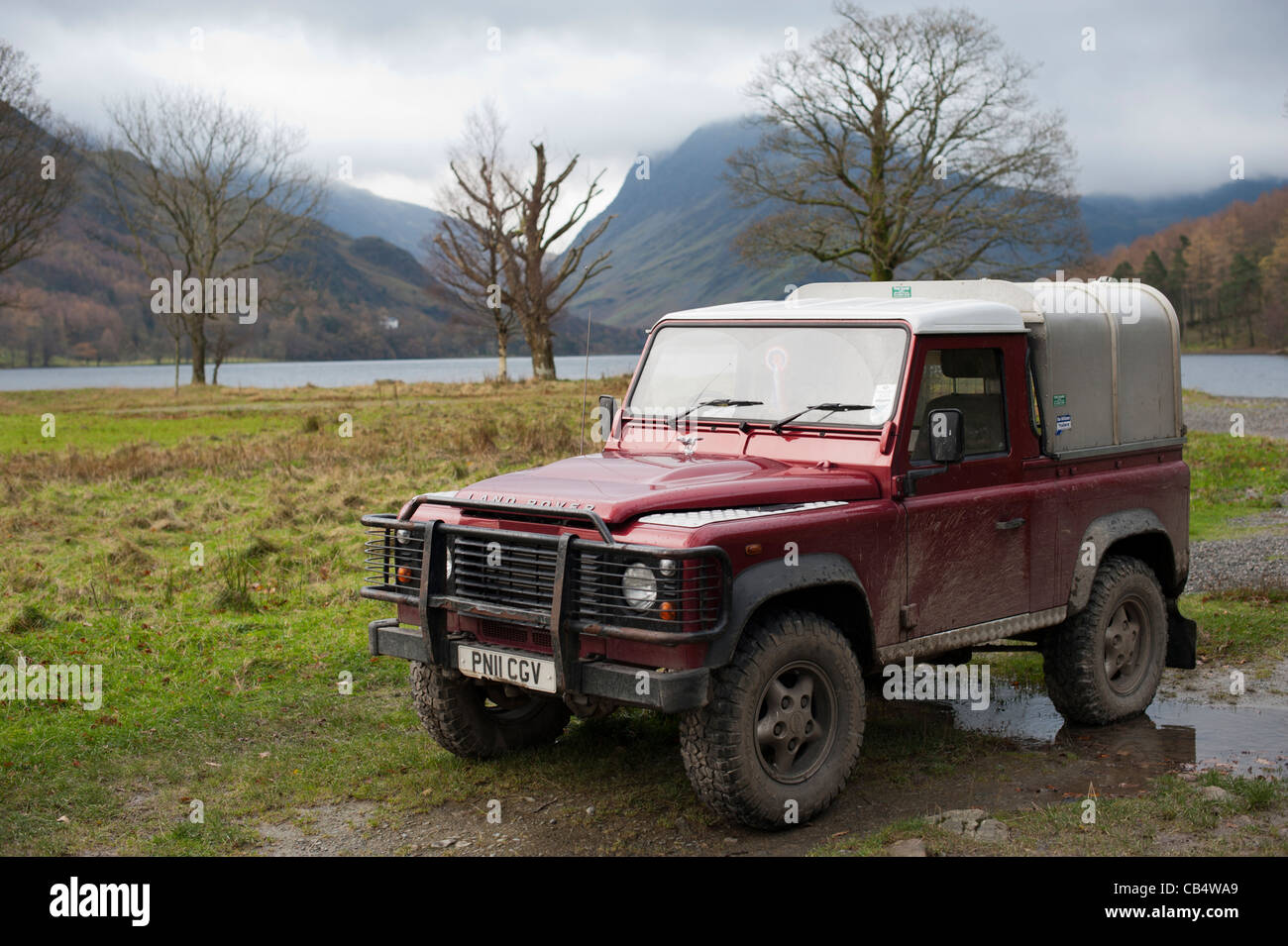 Land Rover Defender Farm Stock Photos & Land Rover Defender Farm Stock ...