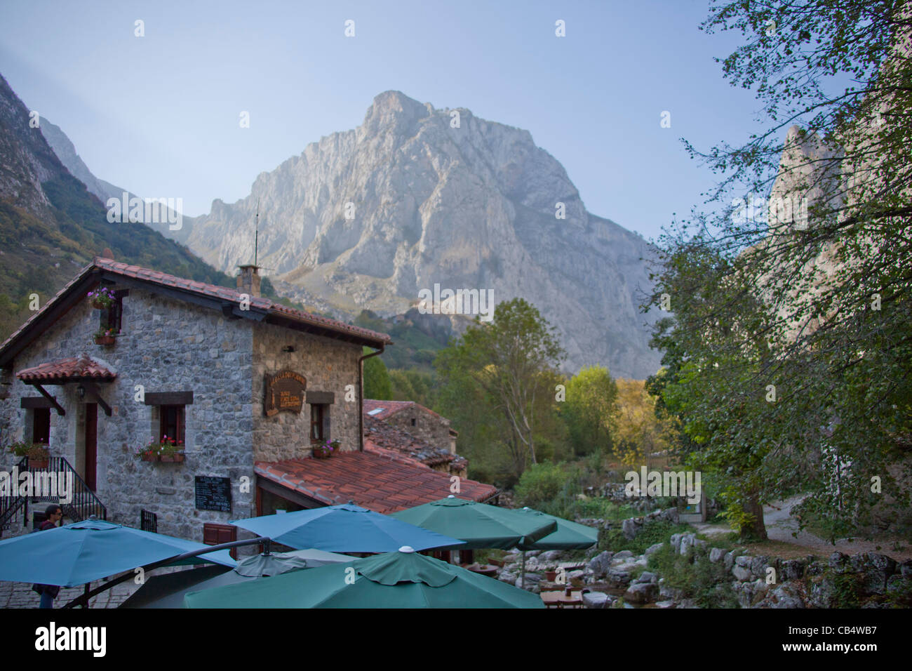 Senda de bulnes hi-res stock photography and images - Alamy