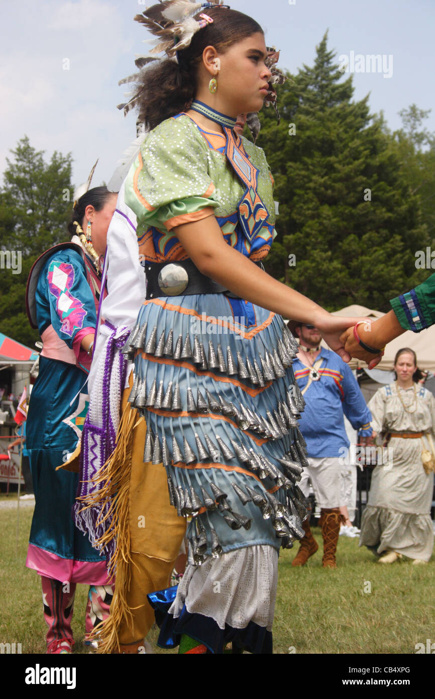 Powwow native american hi-res stock photography and images - Alamy