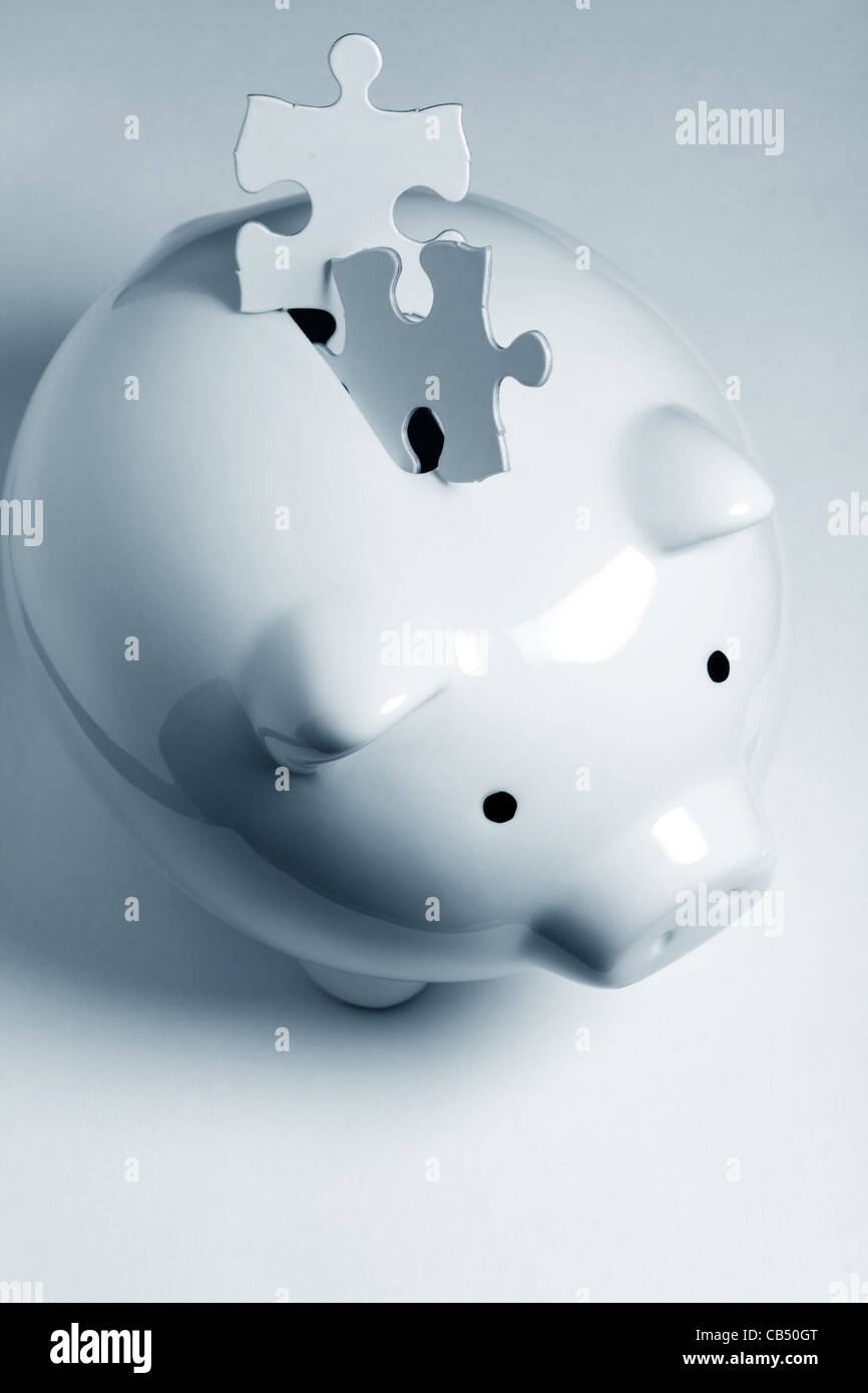 Puzzle bank hi-res stock photography and images - Alamy