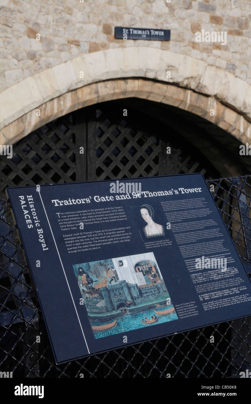 The Traitor's Gate and St. Thomas Tower at the Tower of London, England ...