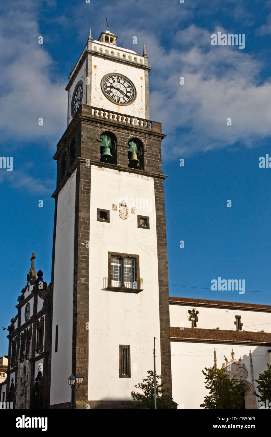 PORTUGAL, AZORES, São Miguel, Ponta Delgada, city centre, clock tower ...