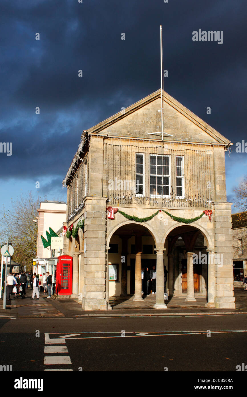 Witney town centre hi-res stock photography and images - Alamy