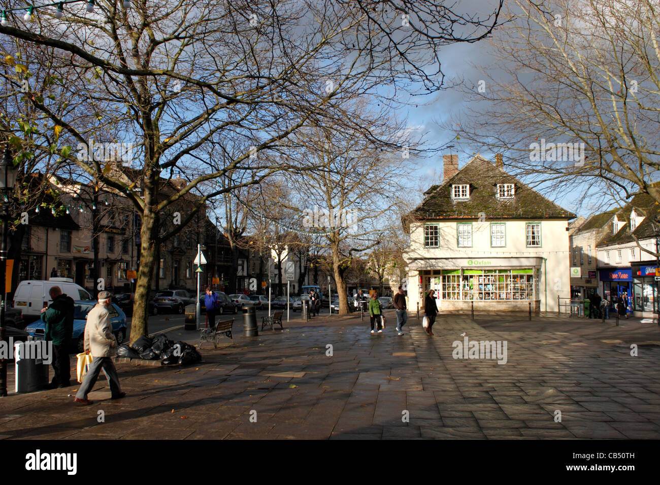 Market Square Witney Oxfordshire Stock Photo - Alamy