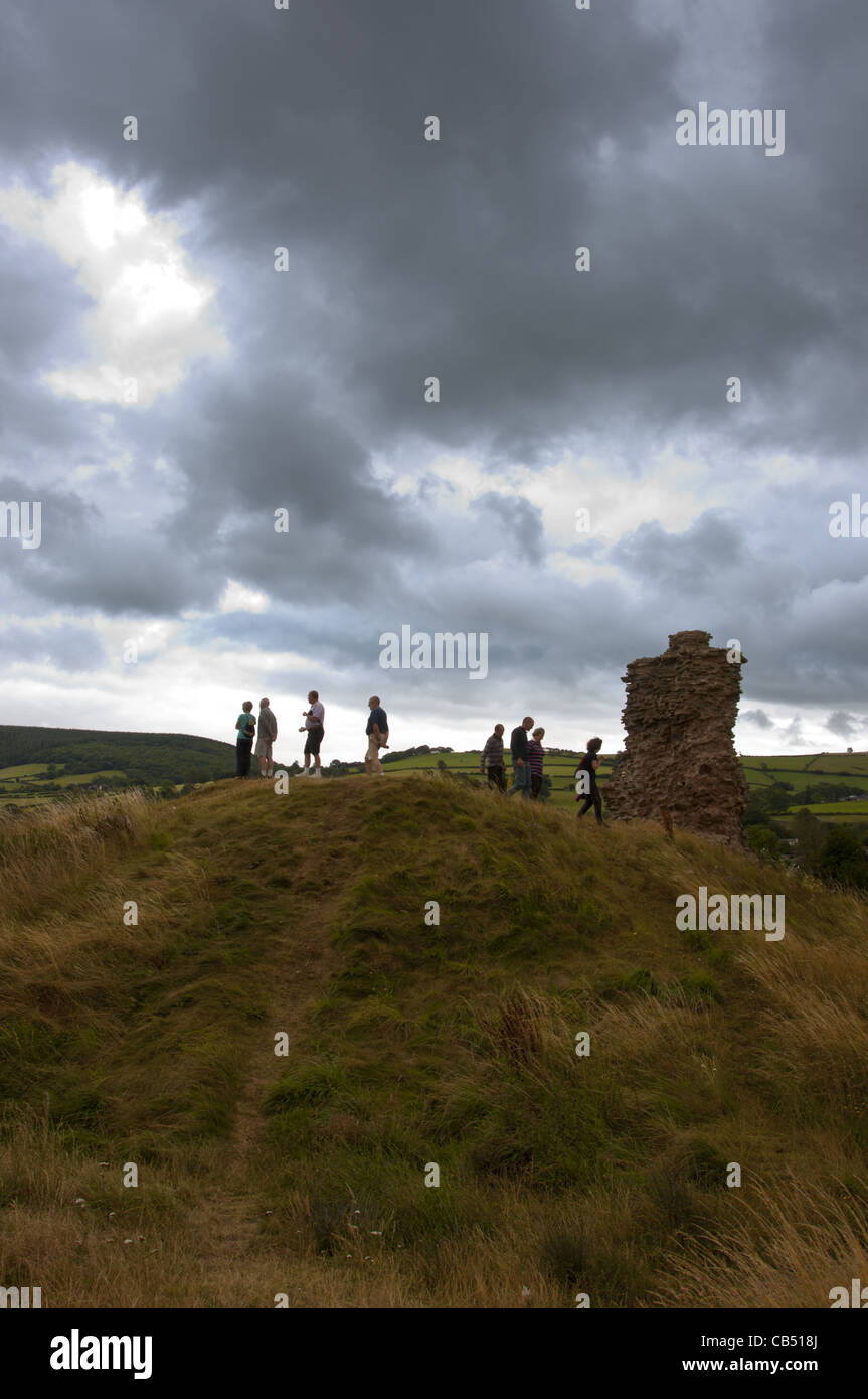 Tourist Clun castle Stock Photo - Alamy