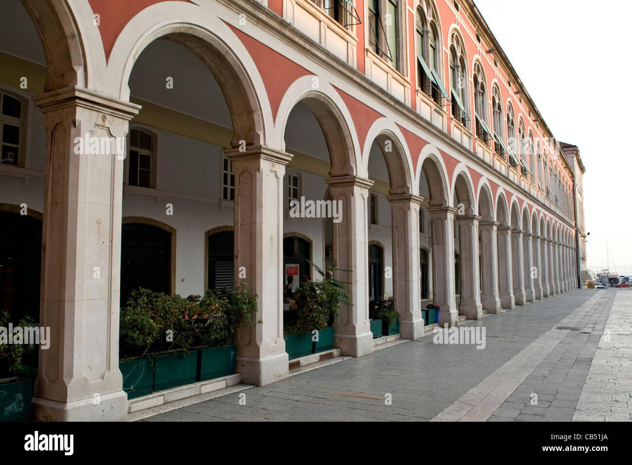 Building with arches in old town of Split, Croatia Stock Photo - Alamy