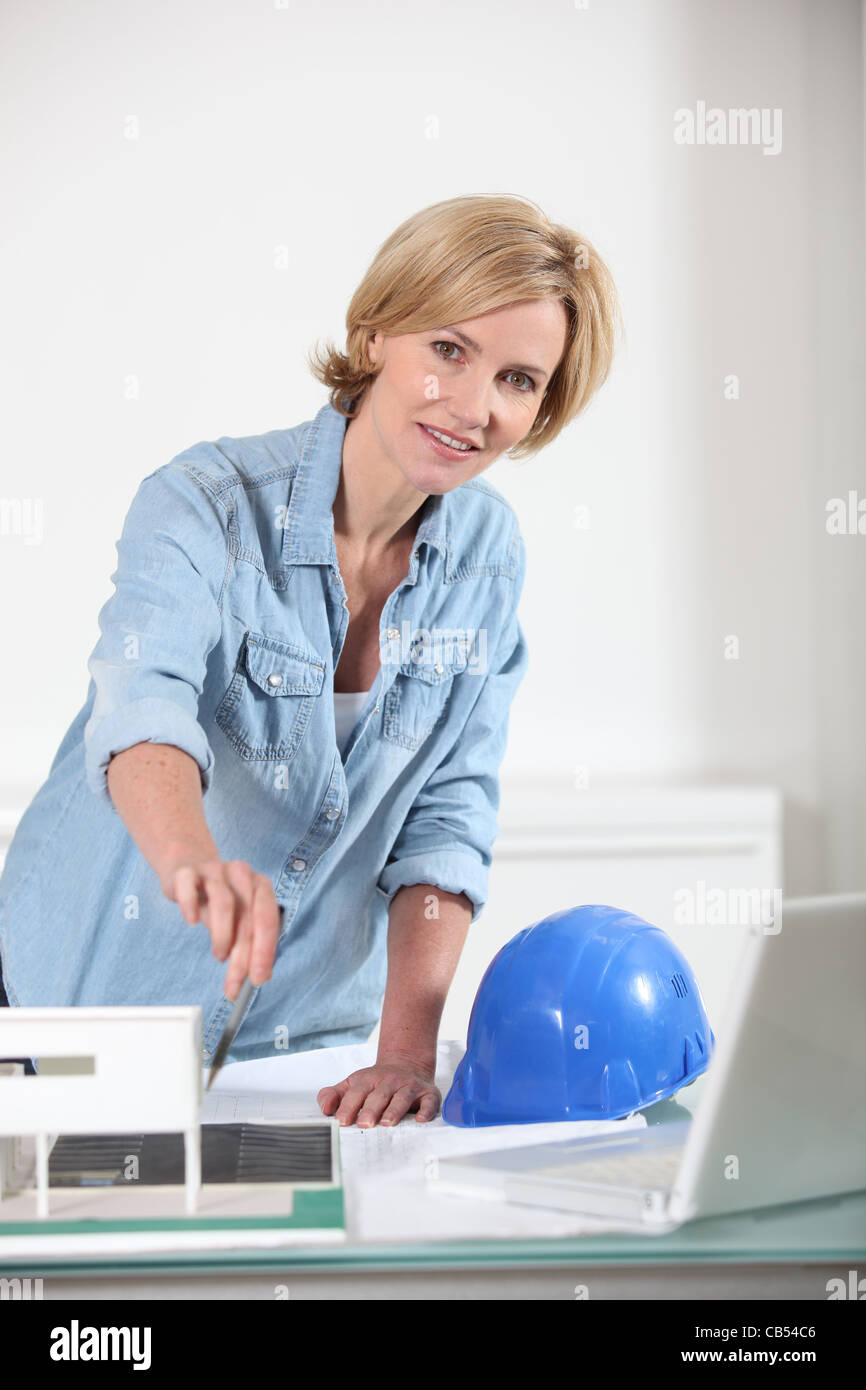 portrait of an architect Stock Photo - Alamy