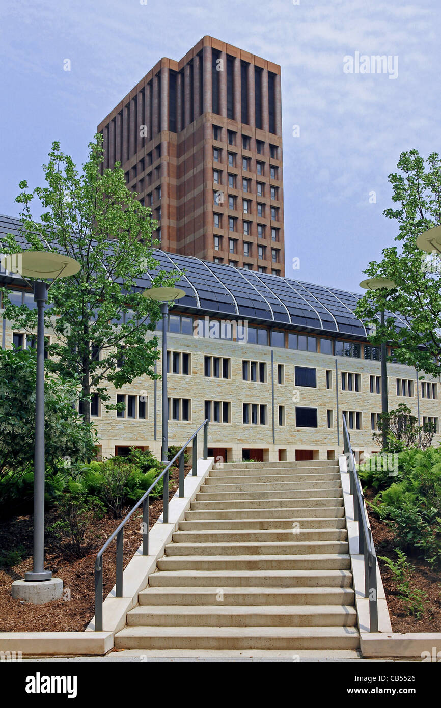 Modern university buildings hi-res stock photography and images - Alamy
