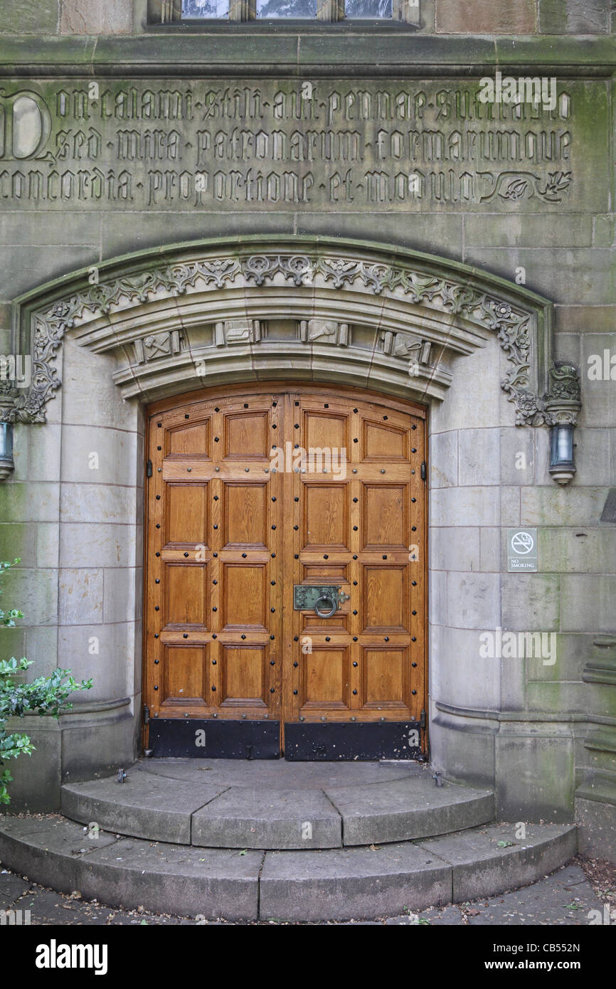 Yale University Library entrance Stock Photo - Alamy