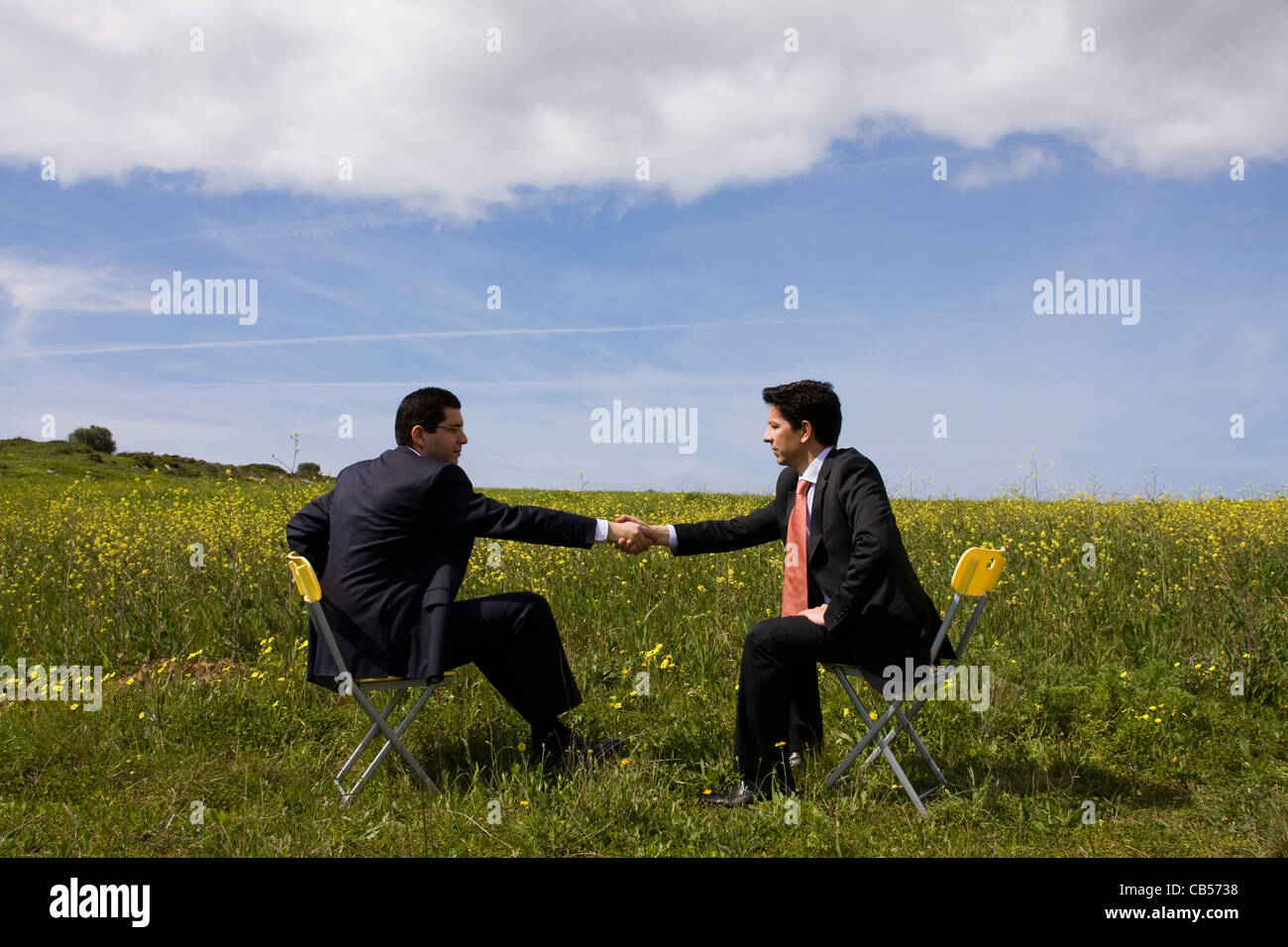 Making a deal hi-res stock photography and images - Alamy