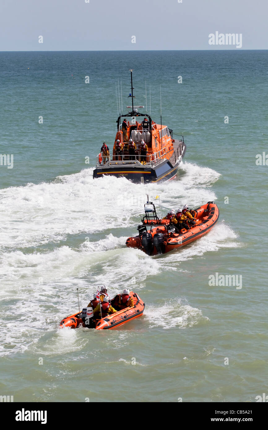 Offshore lifeboat hi-res stock photography and images - Alamy