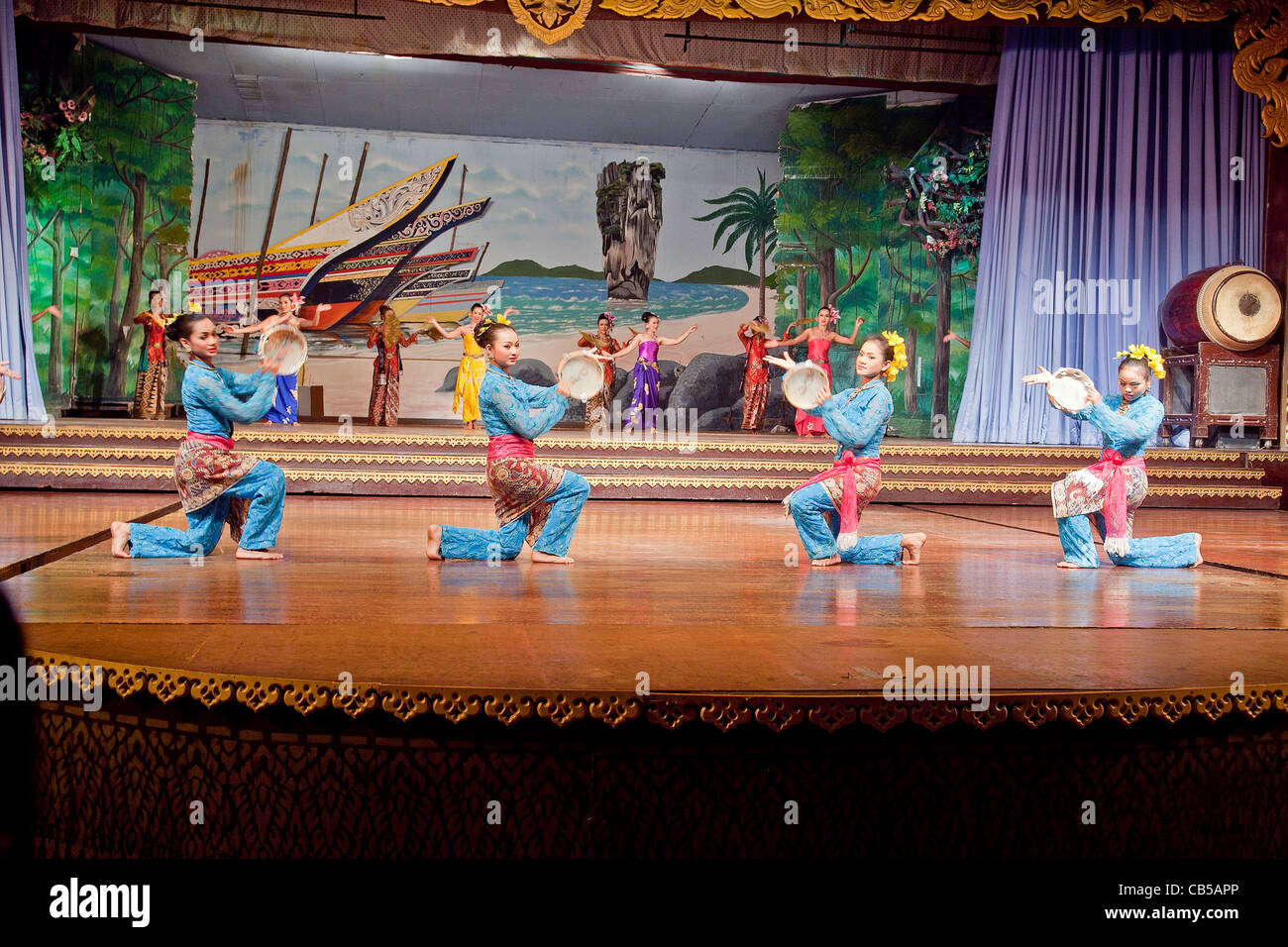 Thai Dance and Culture Show in Papaya, Thailand,Asia Stock Photo - Alamy